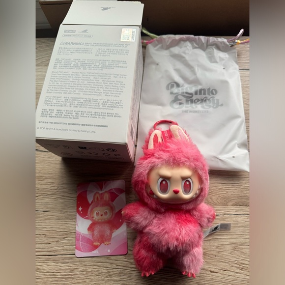 Labubu | Toys | Big Into Energy Labubu Love | Poshmark